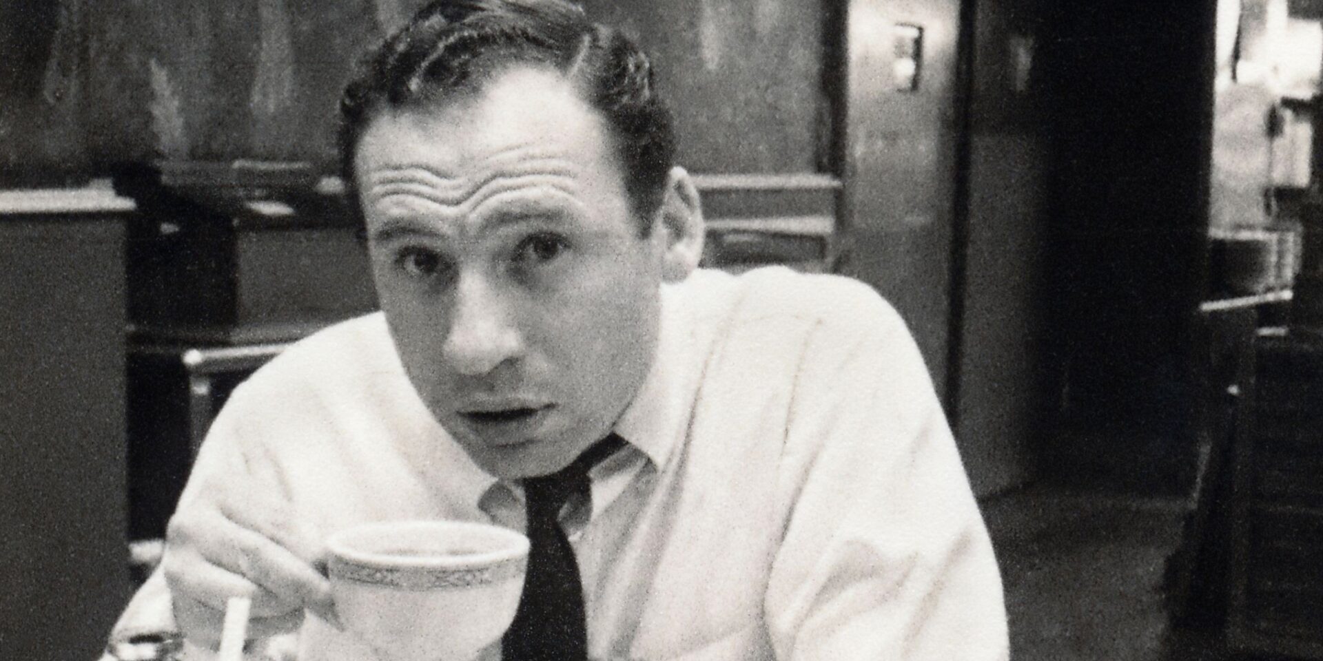 "THE AUTOMAT" - Review